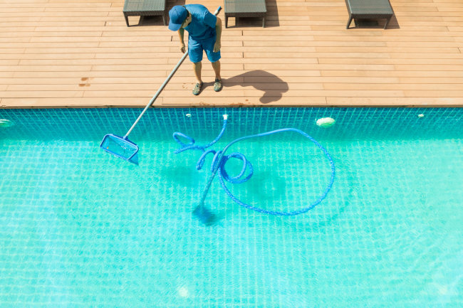 Swimming Pool Cleaning, Venice | Liquid Assets Pool Services